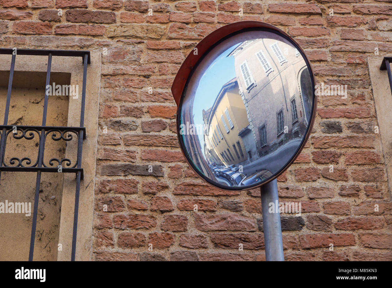 Transport road safety convex mirror hi-res stock photography and images ...