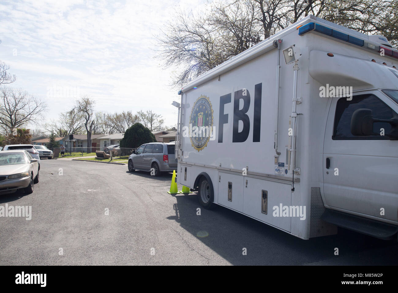 Crime scene investigation van hi-res stock photography and images - Alamy