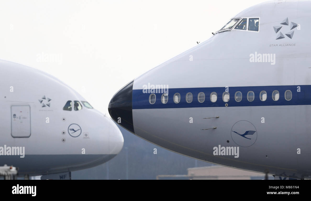 Boeing 747 8 Vs Airbus A380