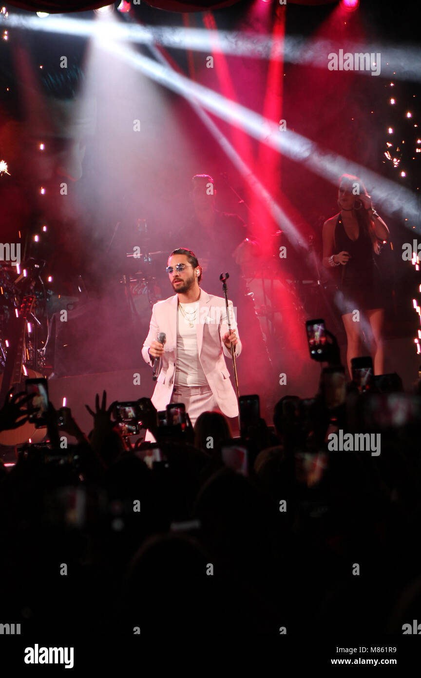 Maluma singer hi-res stock photography and images - Alamy