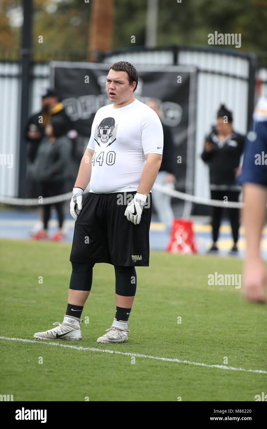 OL Peninsula Zackary Denney #440 at the Nike Football The Opening ...