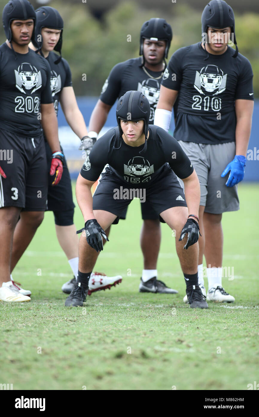 LB St. John Bosco Spencer Lytle #154 at the Nike Football The Opening ...