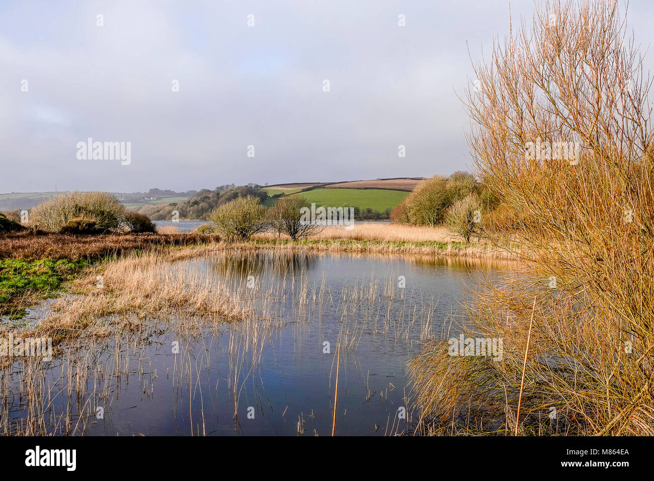 Coastal bar at slapton ley, devon hi-res stock photography and images ...