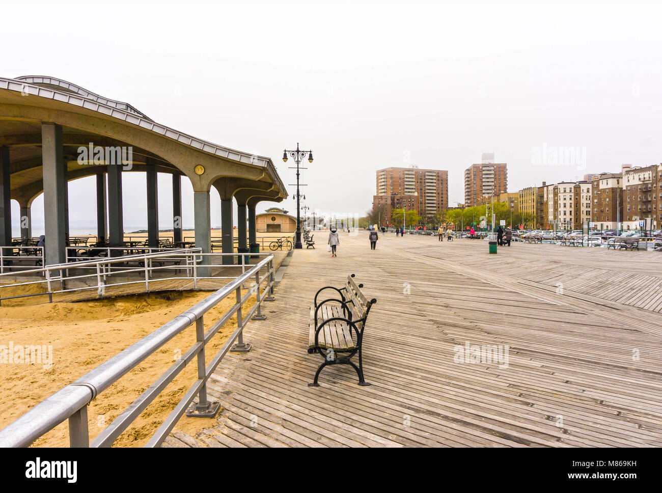 New York City, Usa - May 02, 2016: Coney Island boardwalk, Brighton ...