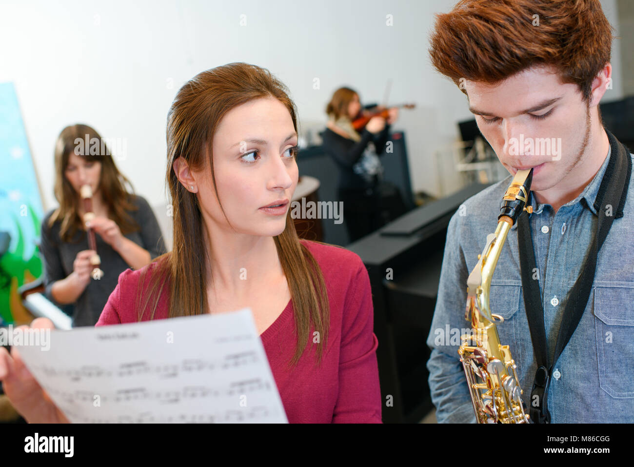 Learn sax hi-res stock photography and images - Alamy
