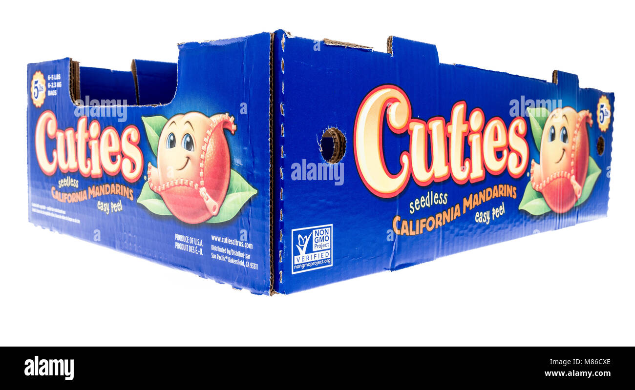 Winneconne, WI - 27 February 2018: A box of Cuties california mandarins ...