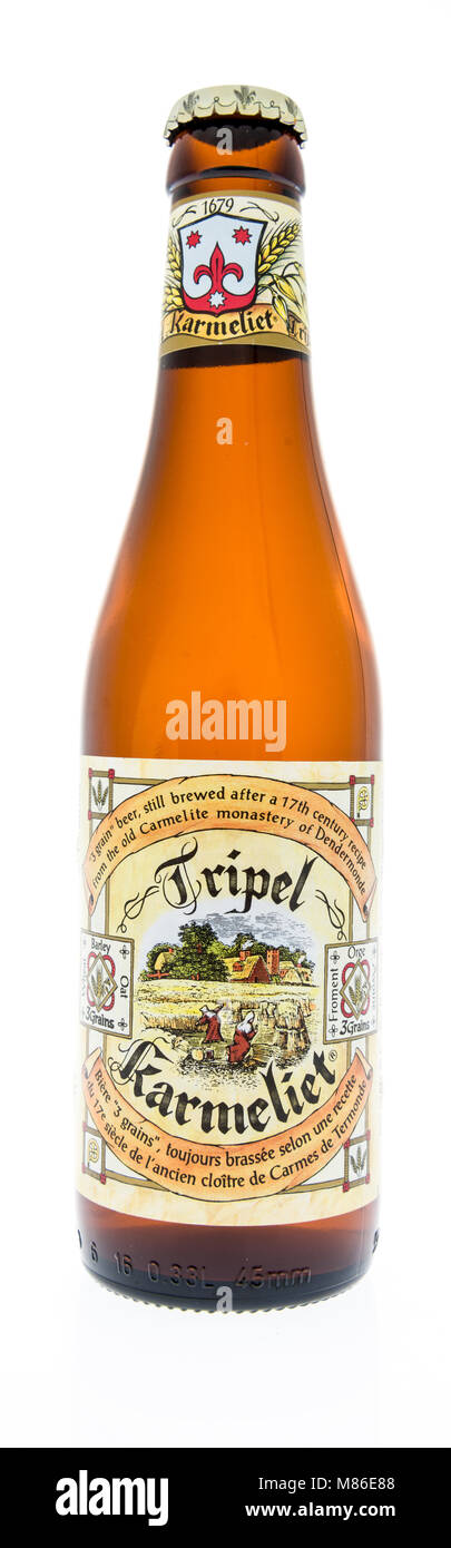 Tripel karmeliet beer bottles hi-res stock photography and images - Alamy