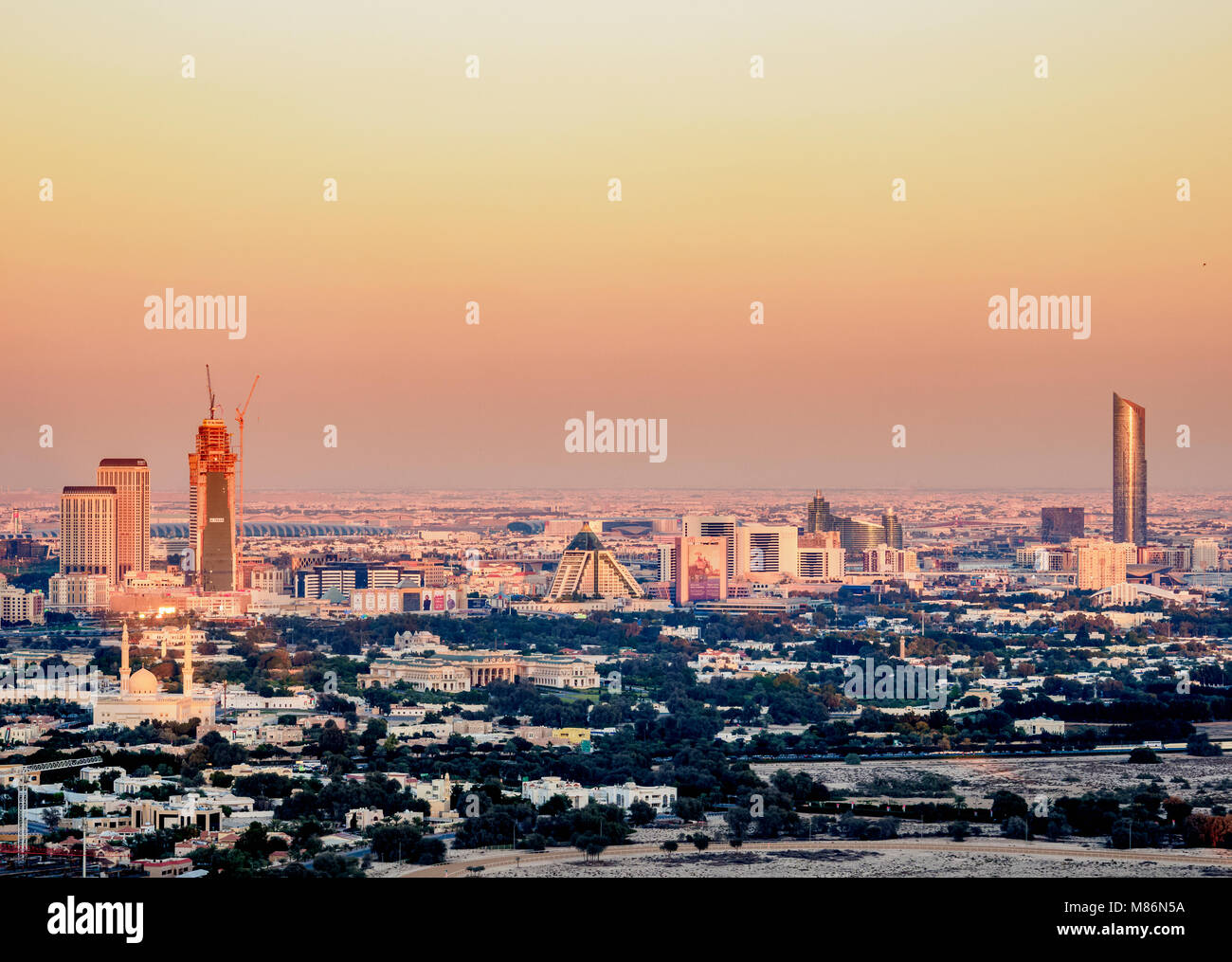 Arab cities hi-res stock photography and images - Alamy