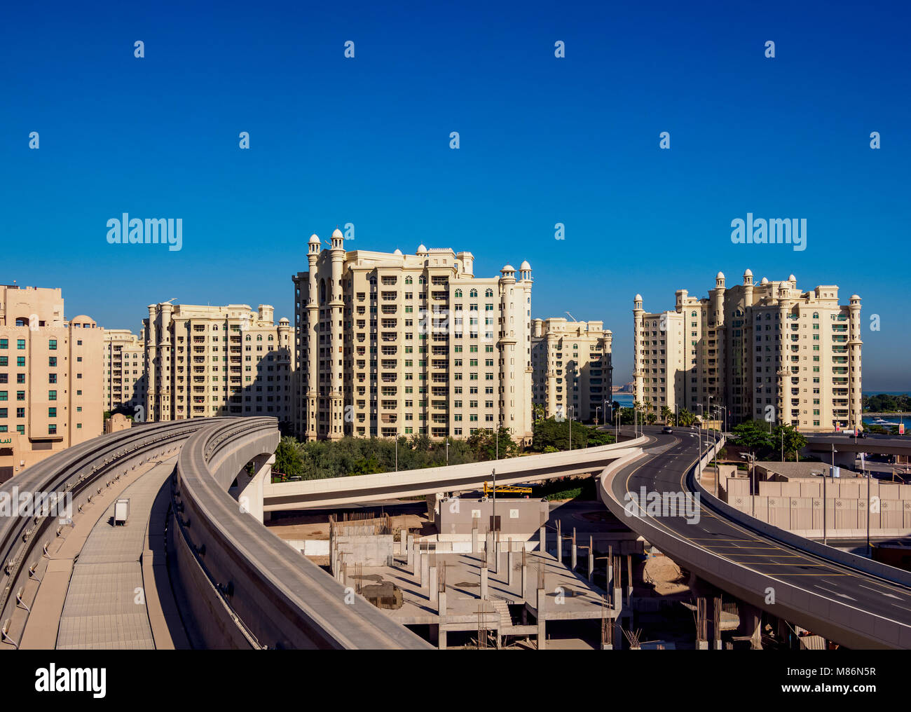 Monorail to Atlantis The Palm Luxury Hotel, Palm Jumeirah artificial ...