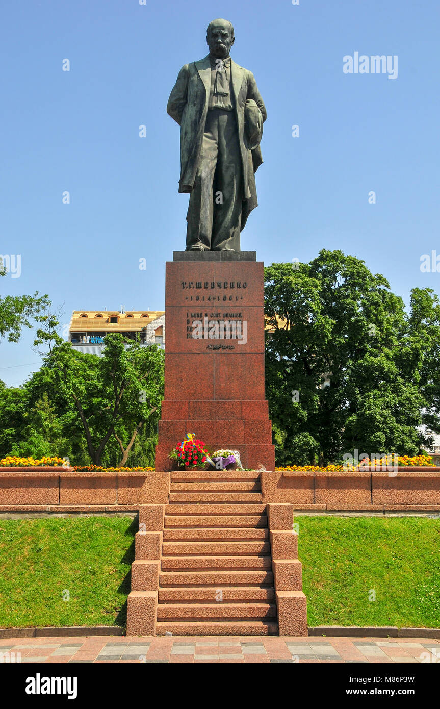 Monument to Taras Shevchenko, the famous Ukrainian poet in Kiev ...