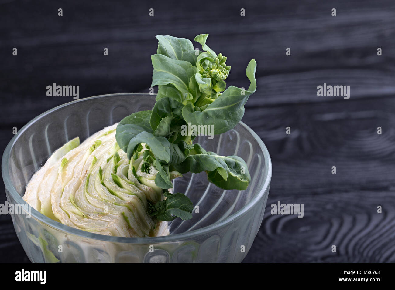 Sprouts of Peking cabbage in the water Stock Photo - Alamy