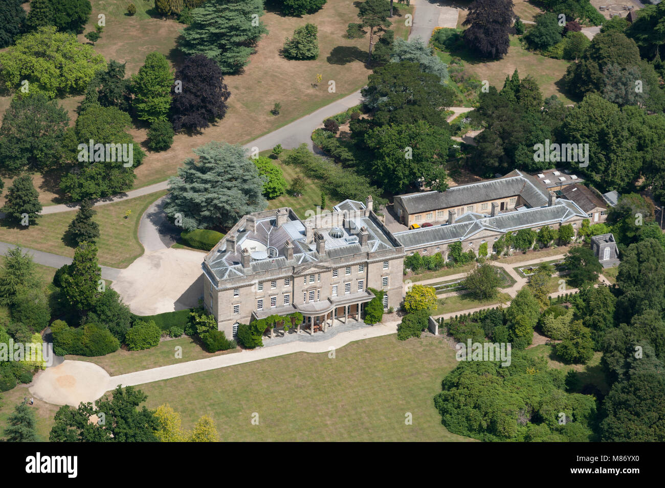 Hms rhododendron hi-res stock photography and images - Alamy