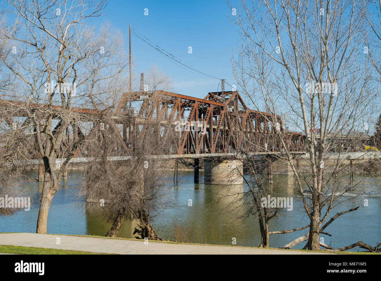 The old I Street Bridge of Sacramento, California Stock Photo - Alamy