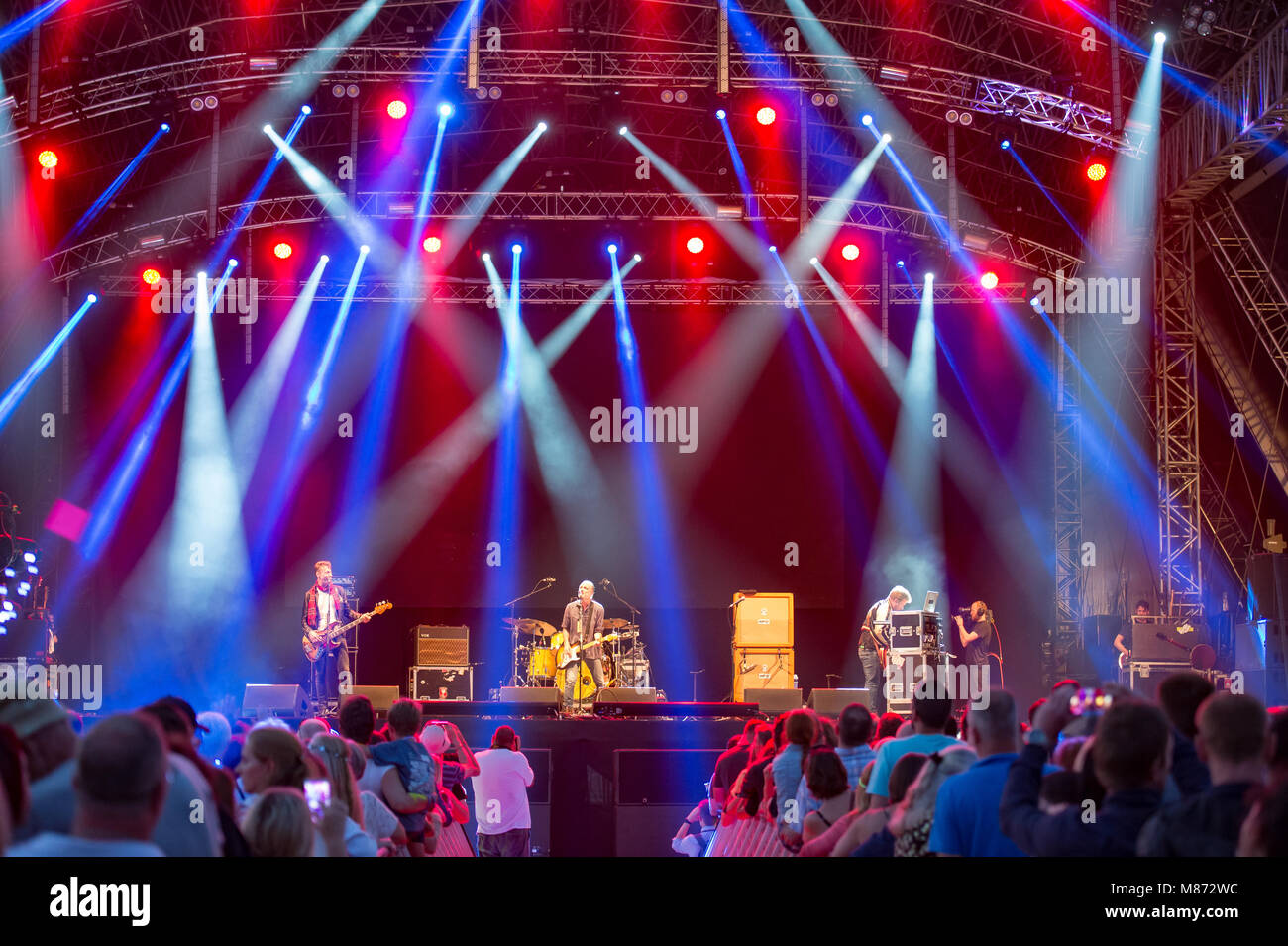 Travis Playing the Main Stage at Victorious Festival 2016; Southsea ...