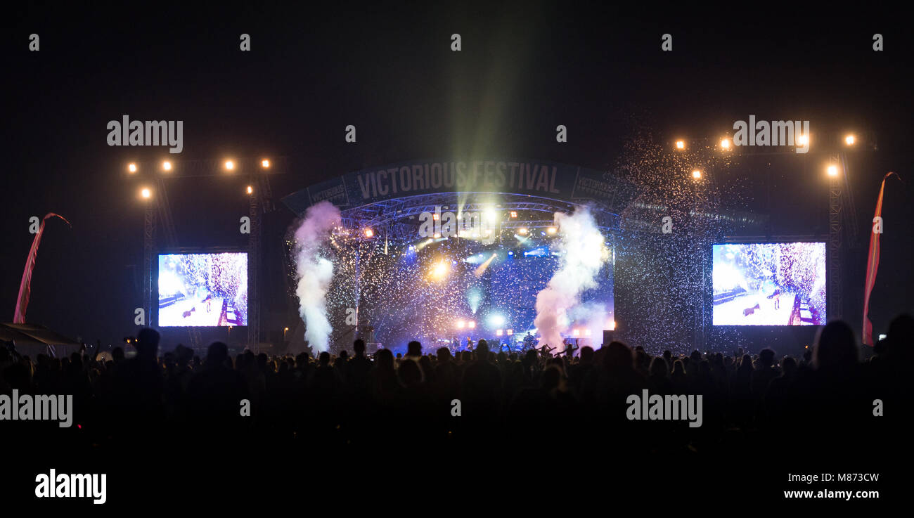 Manics fans hi-res stock photography and images - Alamy