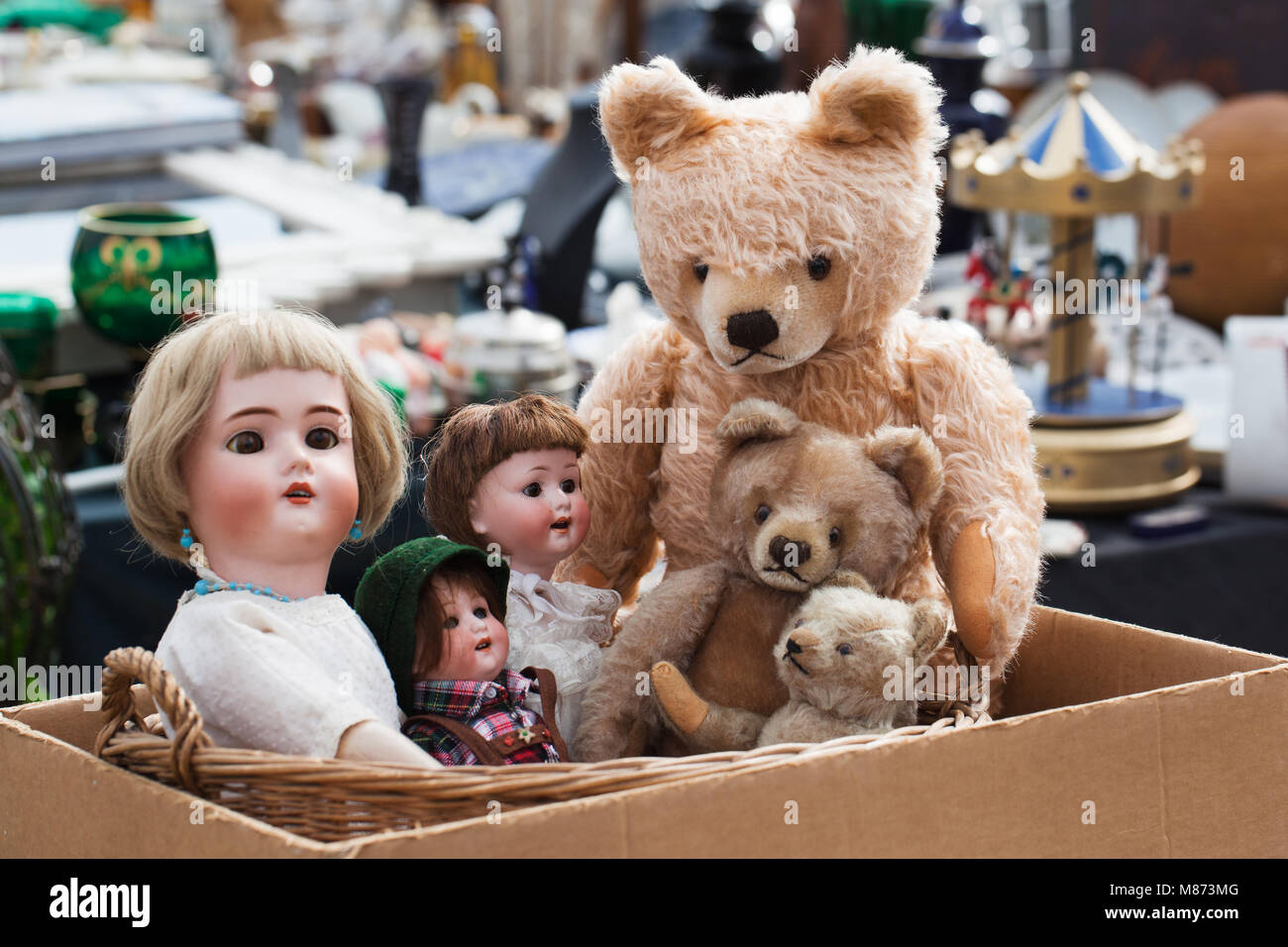 Old teddy bear eyes hi-res stock photography and images - Alamy