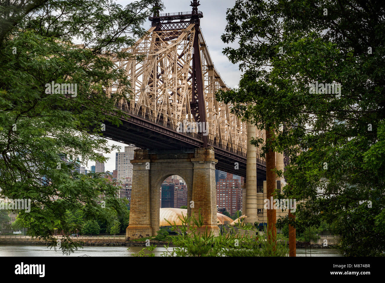 Two Level Bridge High Resolution Stock Photography and Images - Alamy