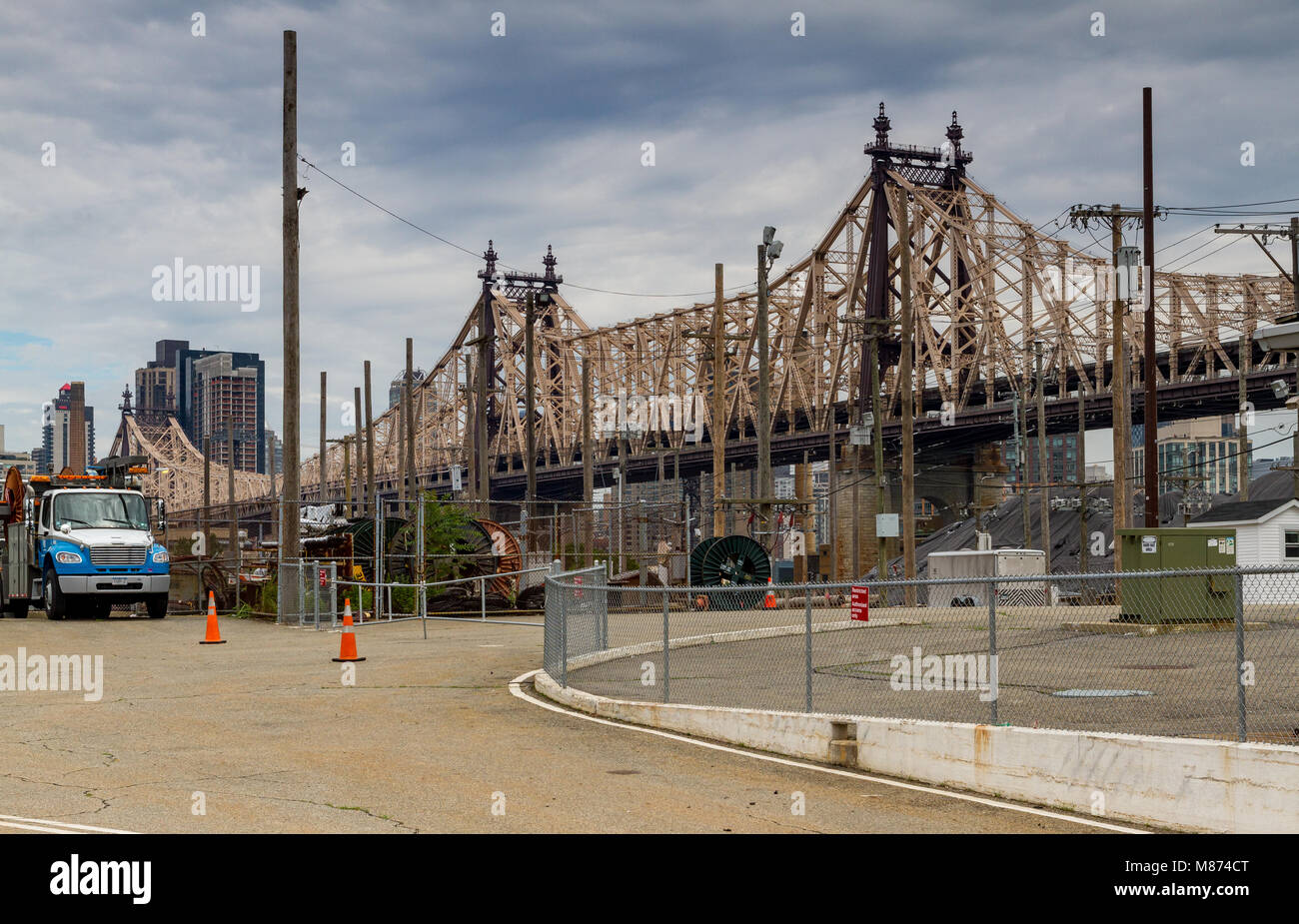 59th street bridge new york hi-res stock photography and images - Alamy