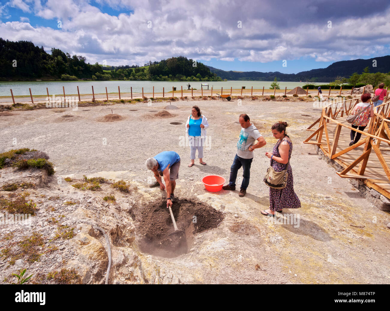 Cooking in hot spring Fumarolas da Lagoa das Furnas, Sao Miguel Island ...