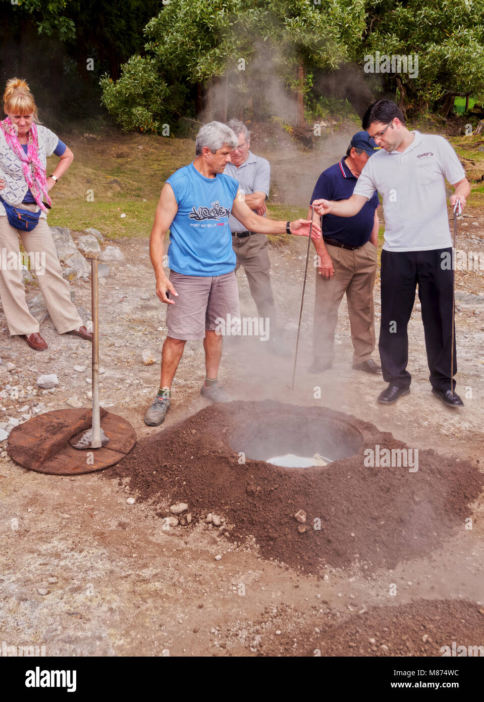 Cooking in hot spring Fumarolas da Lagoa das Furnas, Sao Miguel Island ...