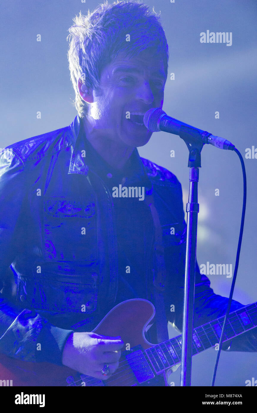 Noel Gallagher Commands the Main Stage as Headliner of Victorious ...