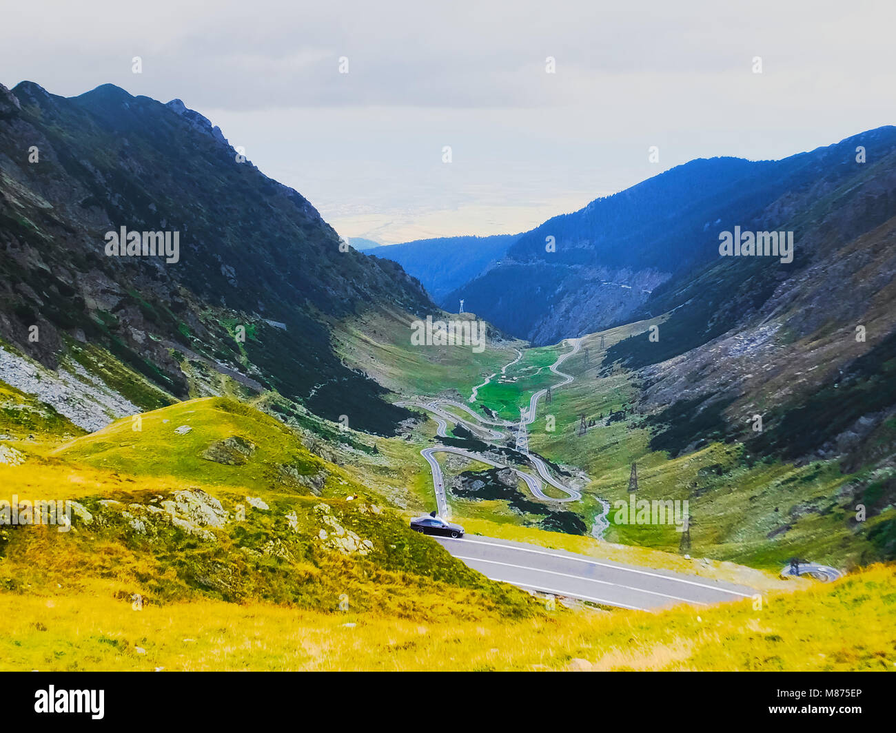Scenic route Transfagarasan road in Romania Stock Photo - Alamy