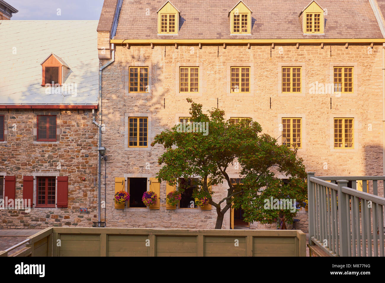 Vintage stone houses, Quebec old town, Quebec City, Canada Stock Photo ...