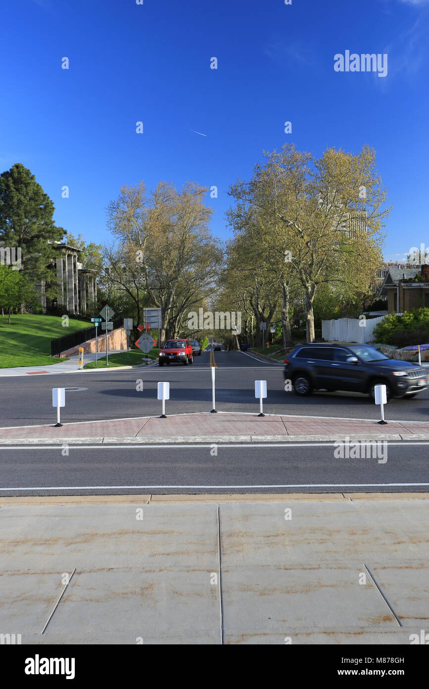 Road in front of Utah state capitol building Stock Photo - Alamy