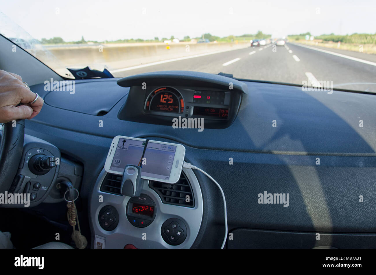 Car sat nav phone hi-res stock photography and images - Alamy