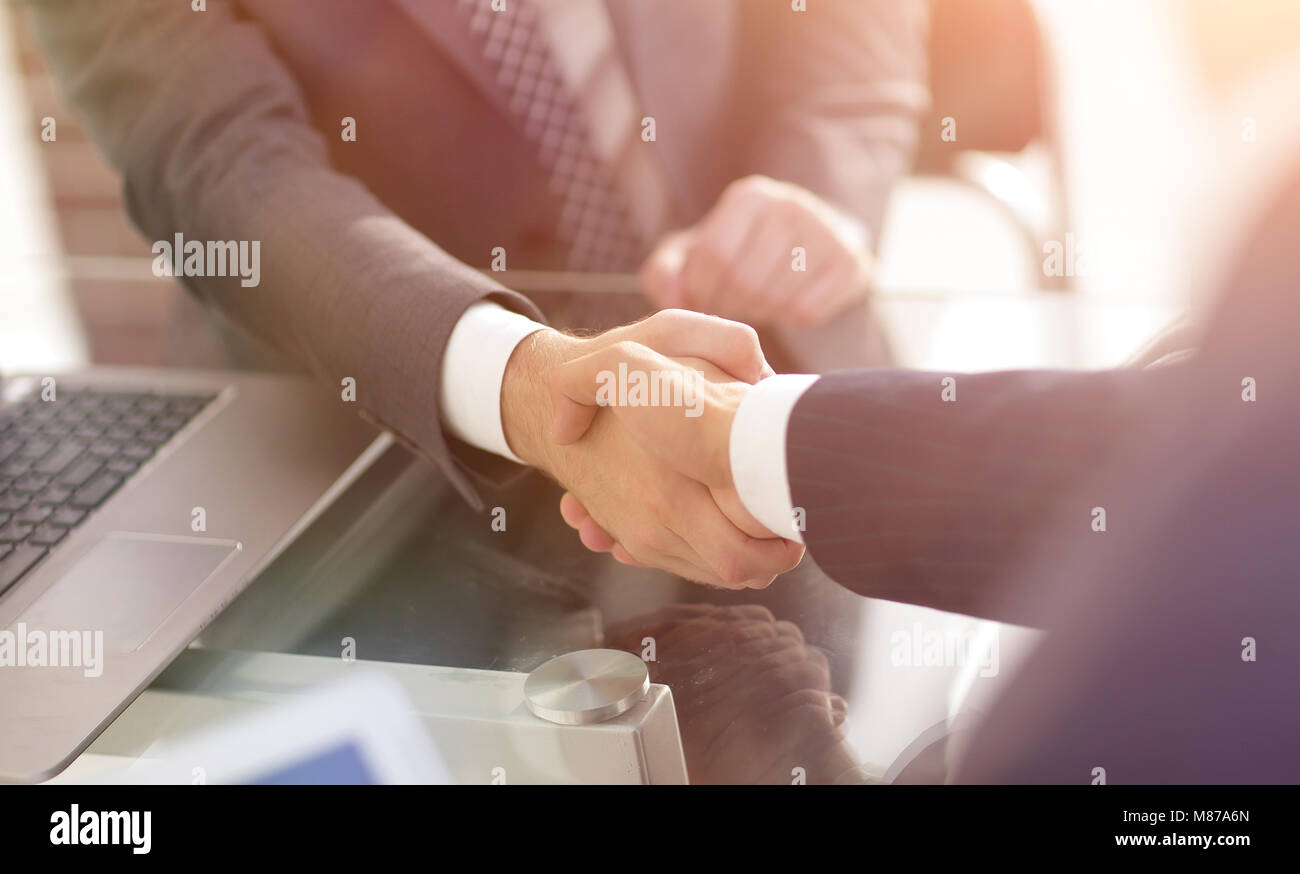 confident handshake of business partners Stock Photo - Alamy