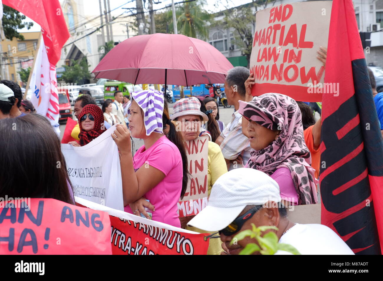 Protestors voice their opinion against Philippine president Rodrigo ...