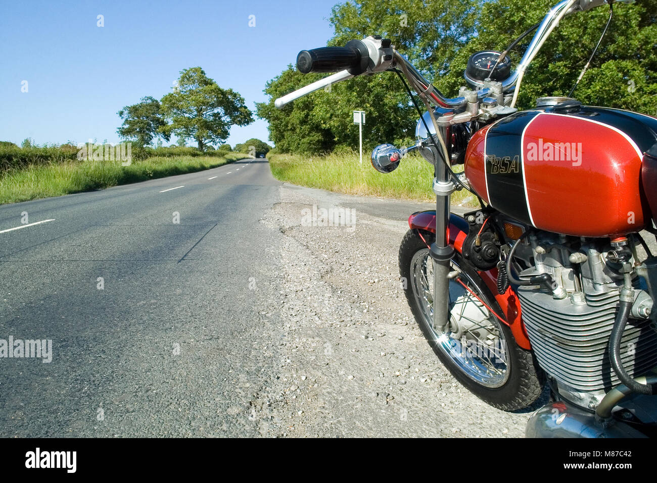 Bsa b50ss gold star hi-res stock photography and images - Alamy