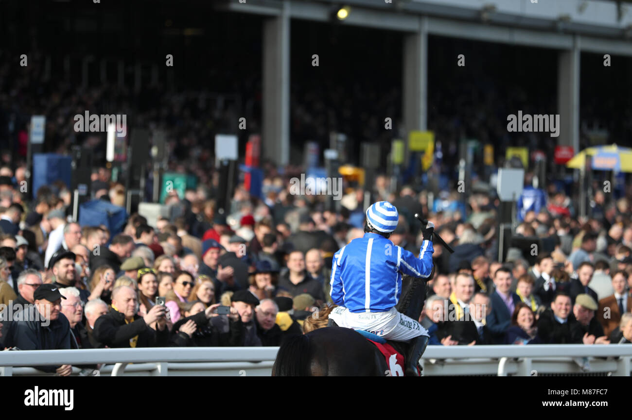 Paul Townend waves to the crowds after winning the Sun Bets StayersÕ ...