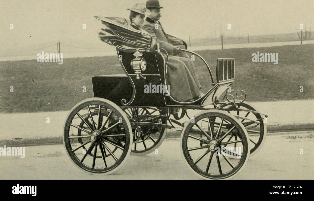 Electric automobile 1900 hi-res stock photography and images - Alamy