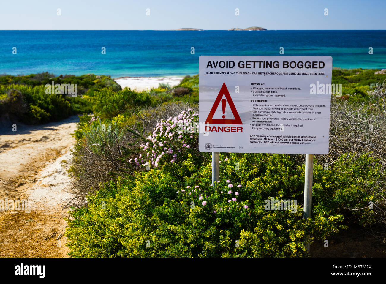 Warning Sign, Rossiter Bay, Cape Le Grand National Park Esperance ...