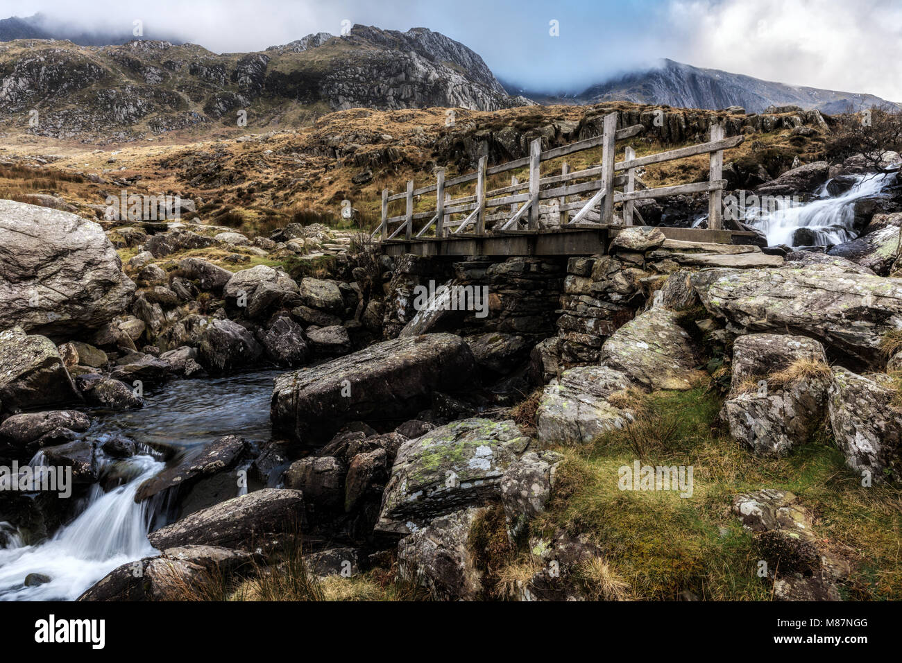 Idwal snowdonia mountain rocks river hi-res stock photography and ...