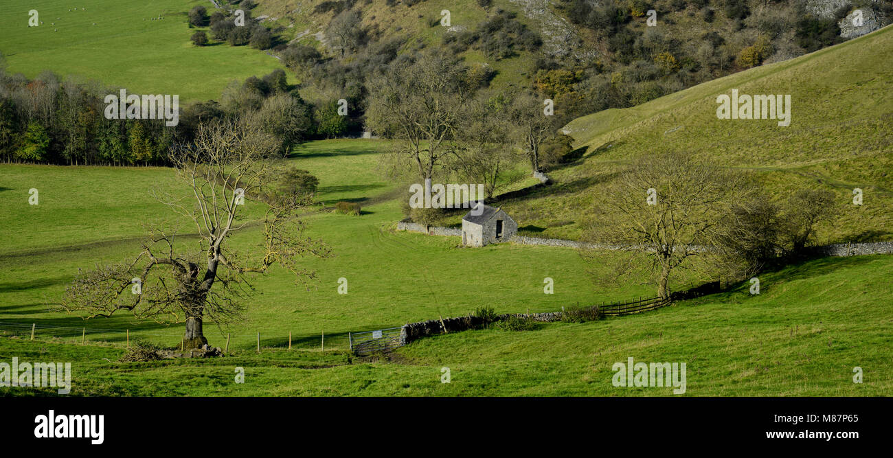 Old Barn in Dove Dale Stock Photo - Alamy