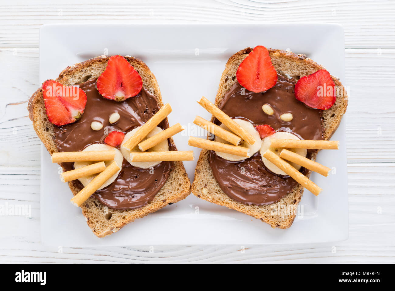 Funny sandwich face hi-res stock photography and images - Alamy