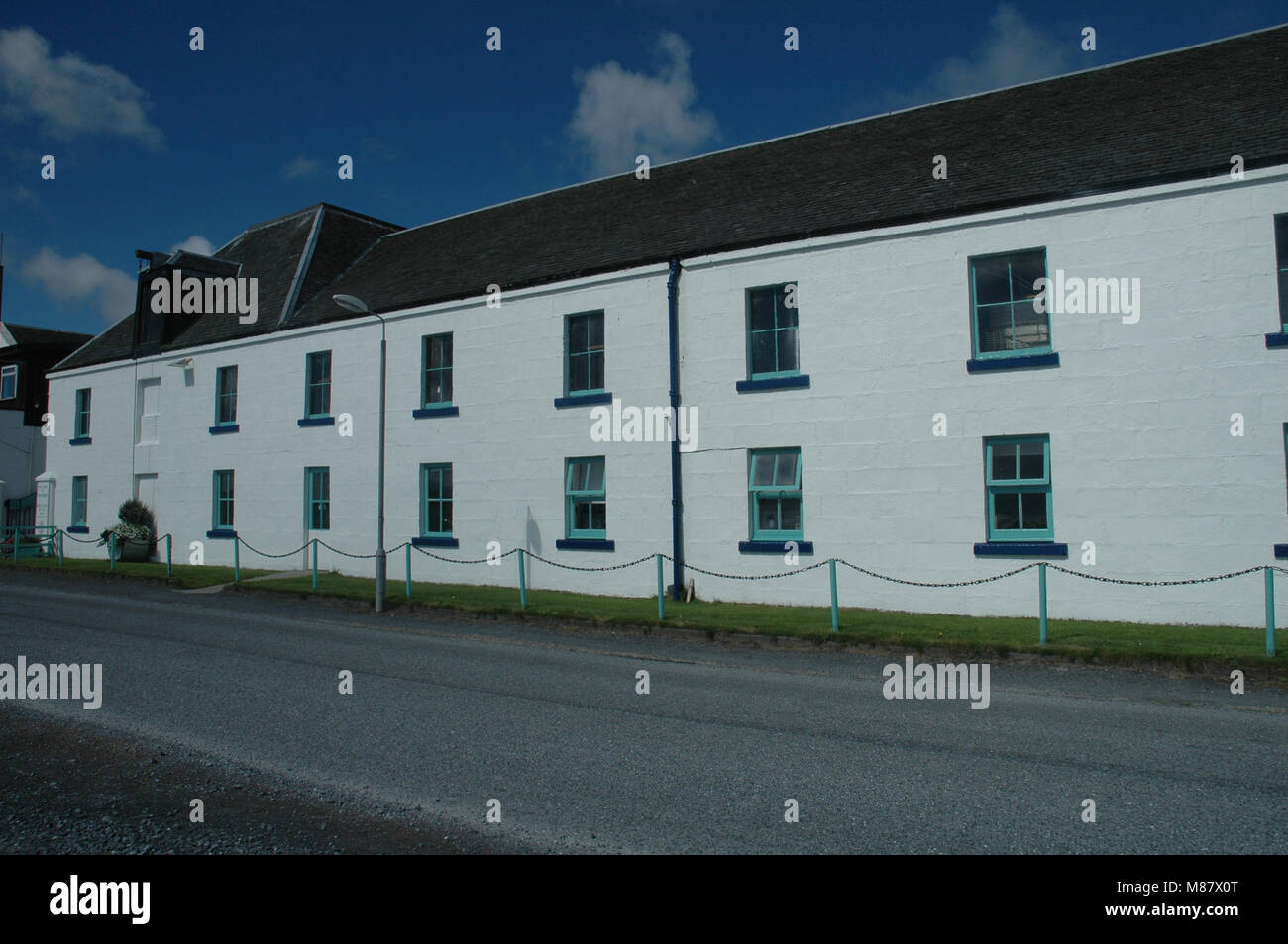 Whiskey distillery warehouse building hi-res stock photography and ...