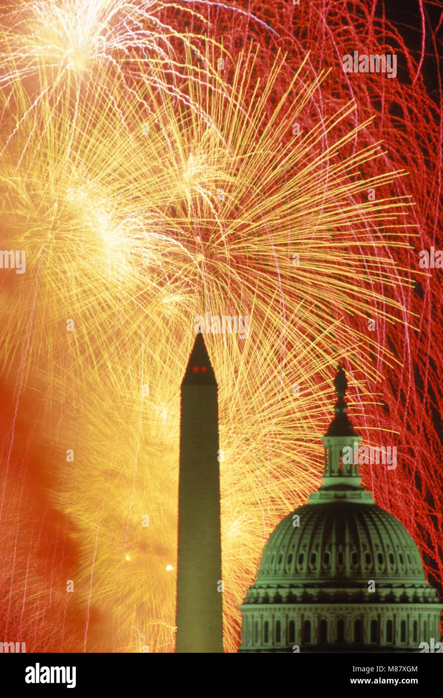 Washington DC., USA, July 4, 1993 Fireworks light up the skies over the ...