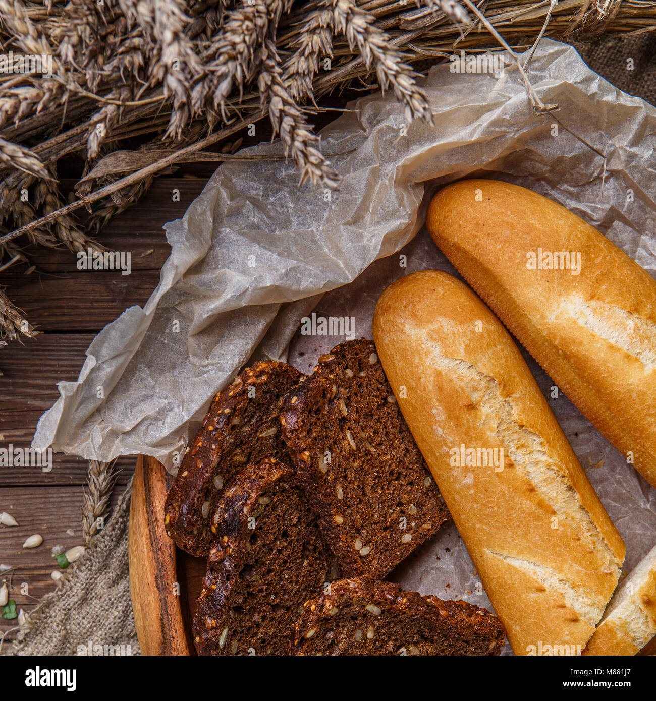 Photography of loaf and bread Stock Photo - Alamy