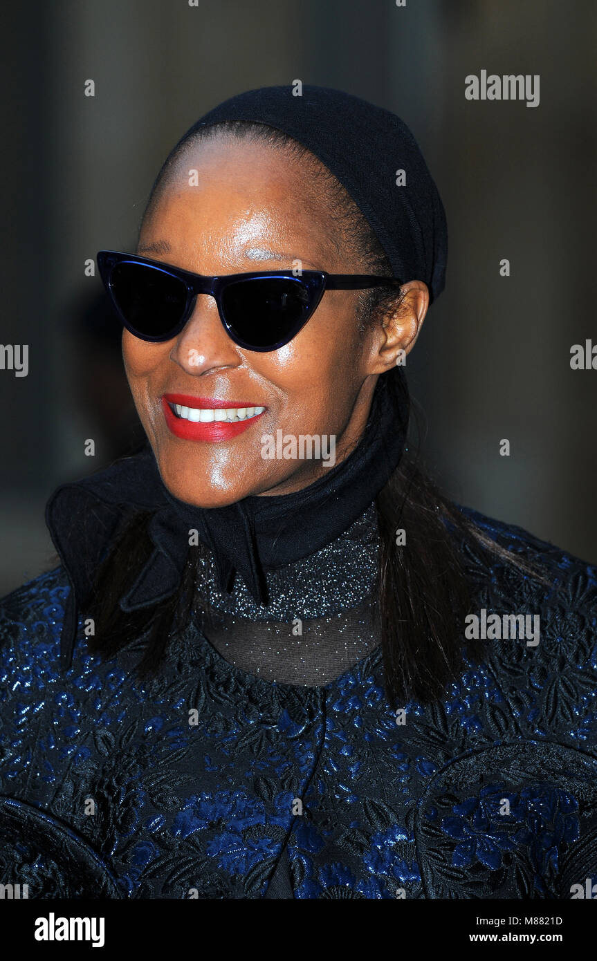 Michelle elie hi-res stock photography and images - Alamy