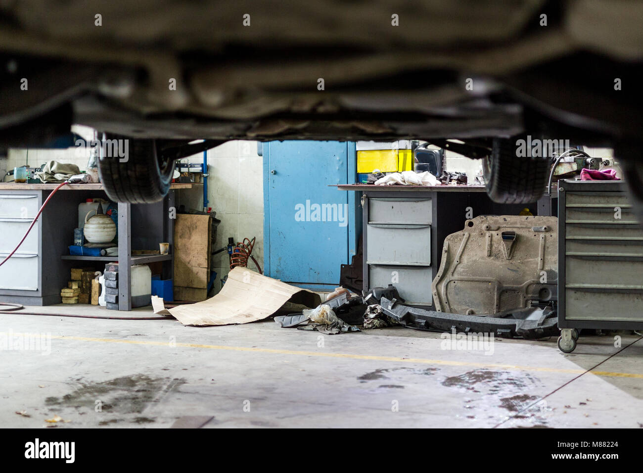 Clumsy repair hi-res stock photography and images - Alamy