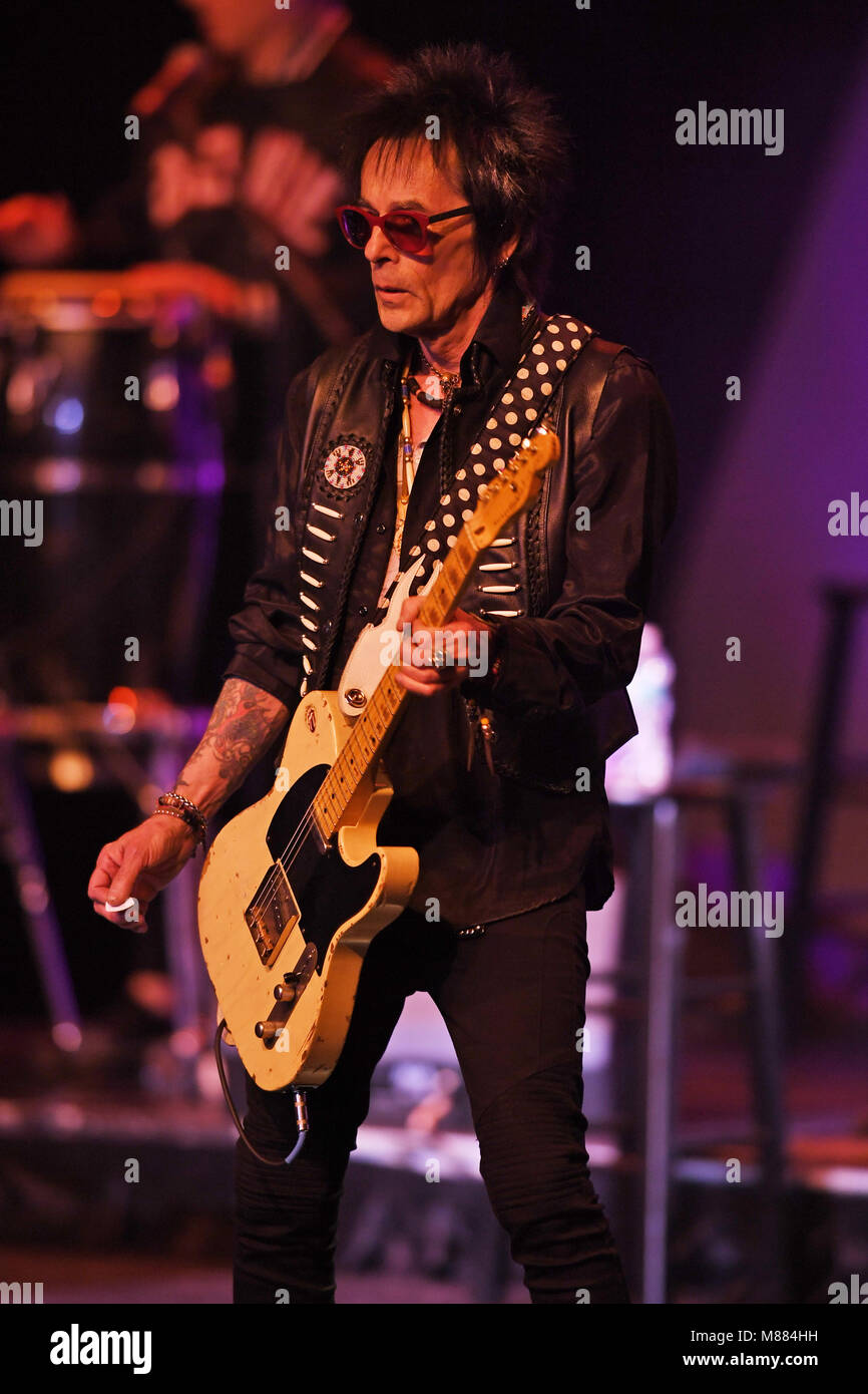 Fort Lauderdale, FL, USA. 14th Mar, 2018. Earl Slick performs during ...