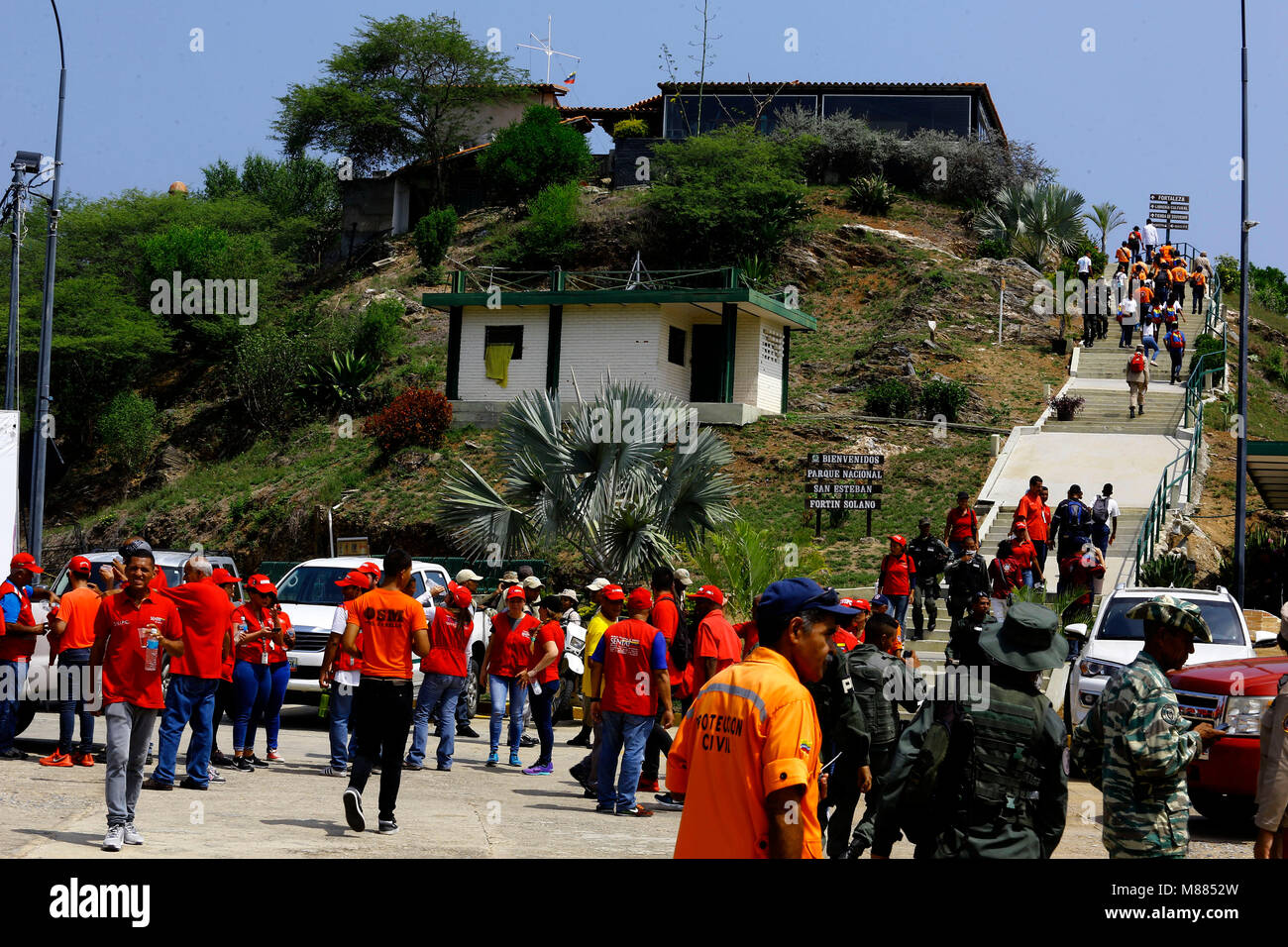 Red cross rescue earthquake hi-res stock photography and images - Alamy