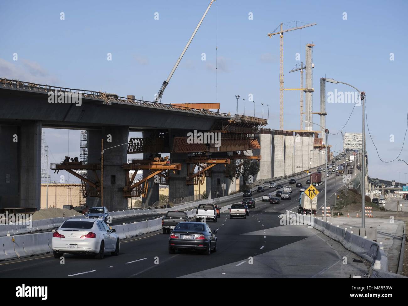 Los Angeles, California, USA. 12th Feb, 2018. The bridge construction ...