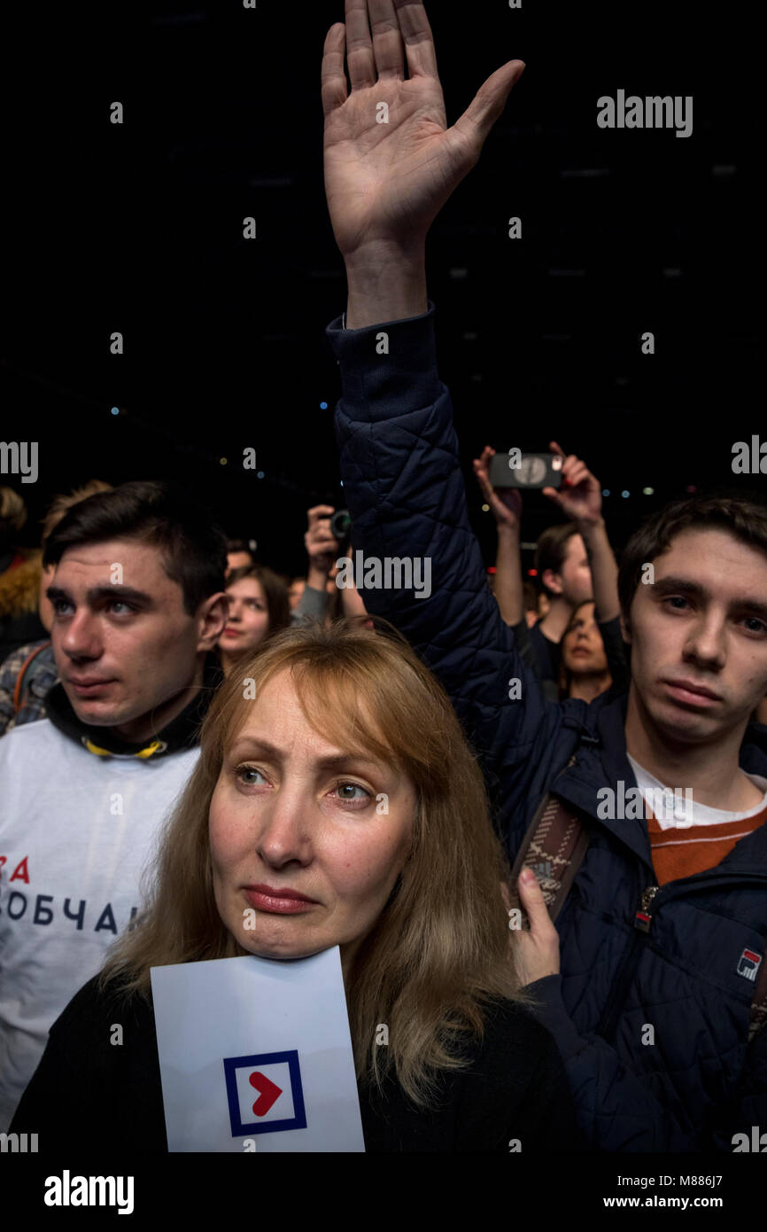 Russian tv news protest hi-res stock photography and images - Alamy