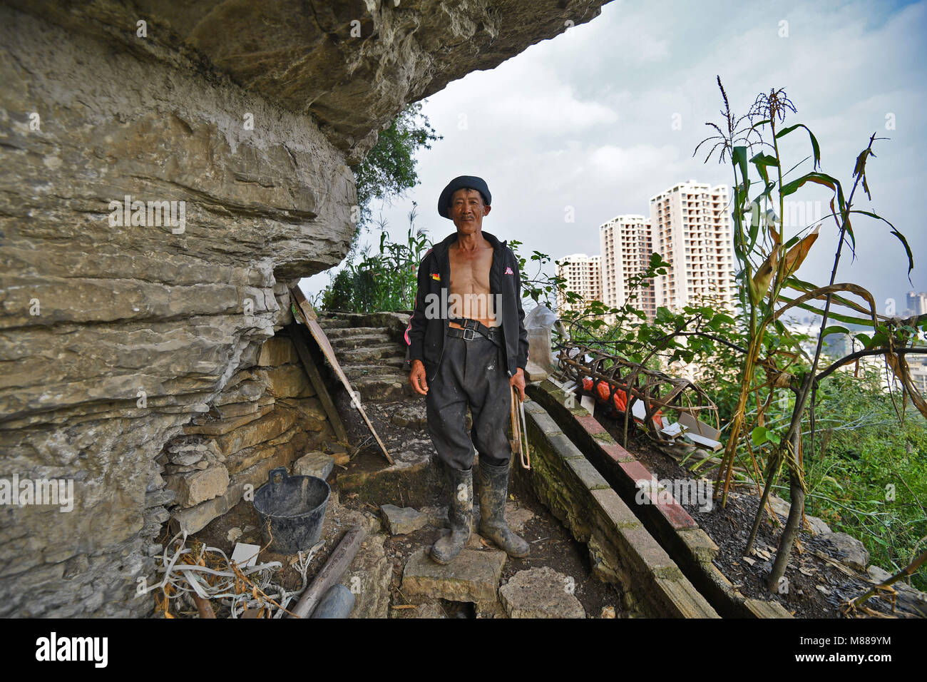 Guiyan, Guiyan, China. 16th Mar, 2018. Guiyang, CHINA-Peng Xingxiang, a ...
