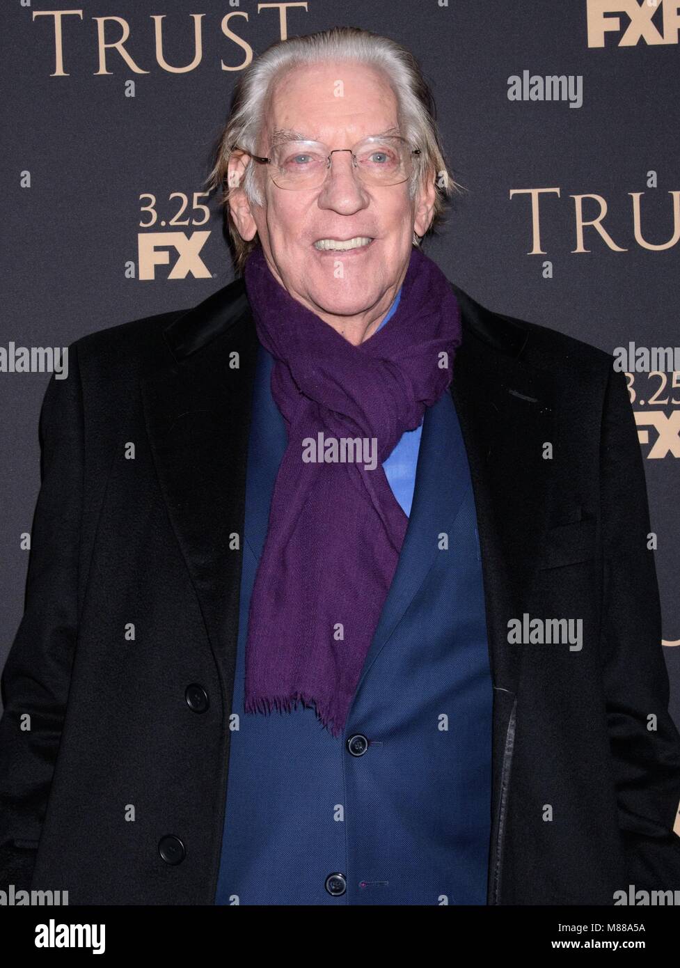 Donald sutherland red carpet event hi-res stock photography and images ...