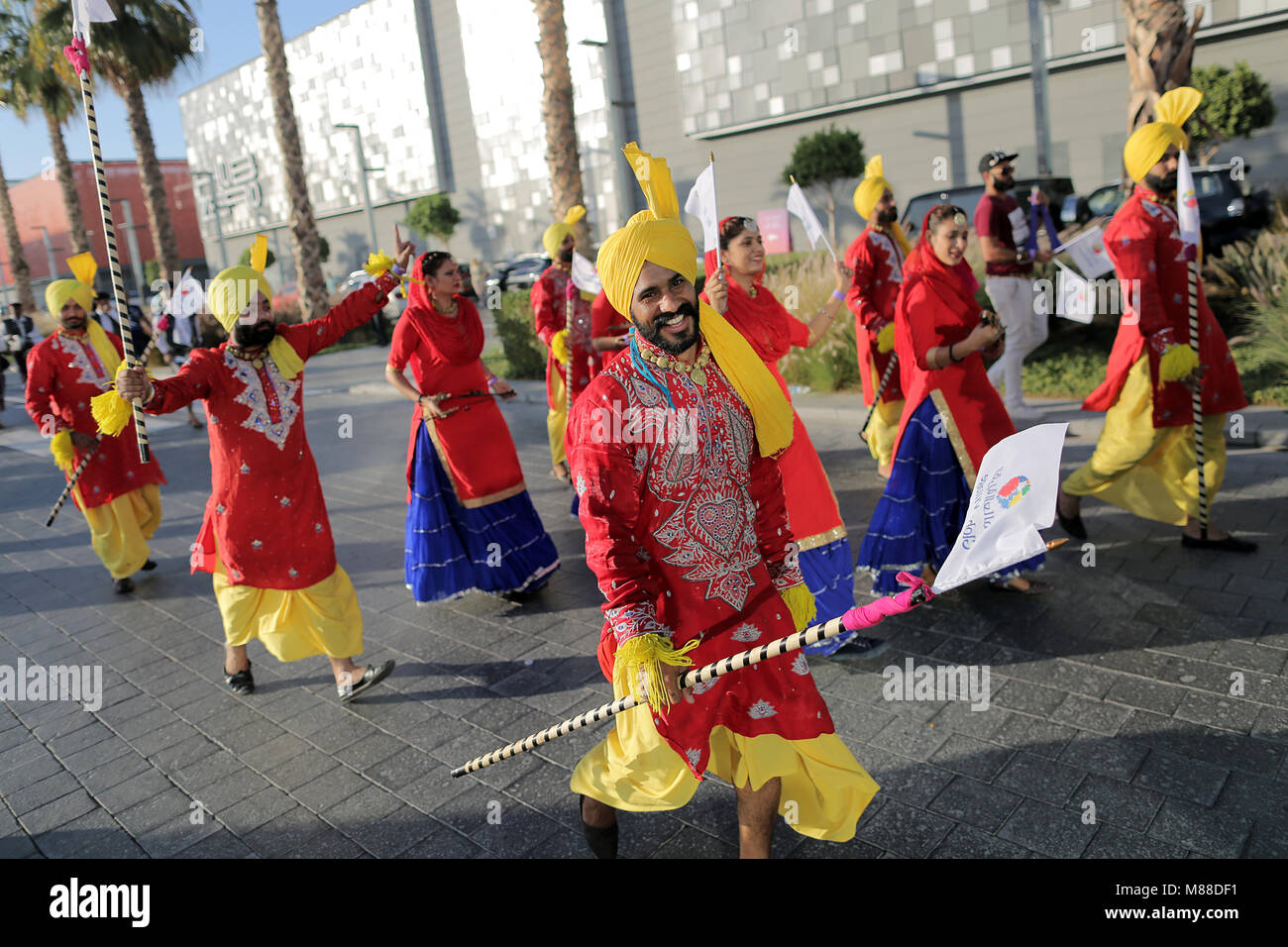 Dubai, United Arab Emirates. 15th Mar, 2018. Performers take part in a ...